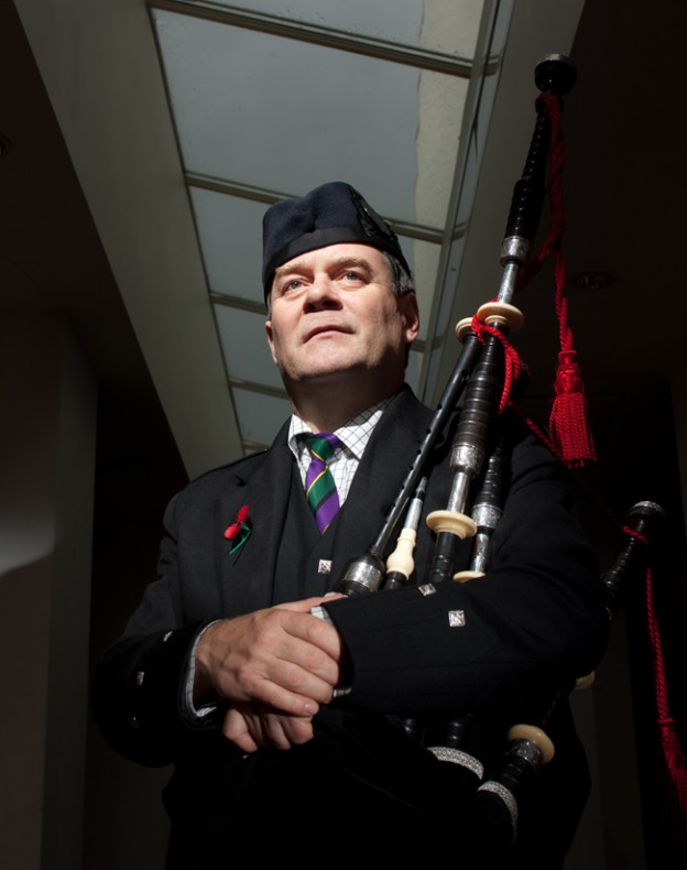 MacColl, Beaumont on top at Inveraray Games – pipes|drums