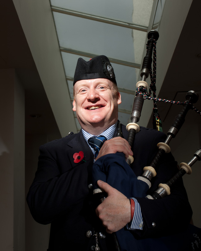 (Updated) Glenfiddich Greats: images of pipers at the Blair Castle ...