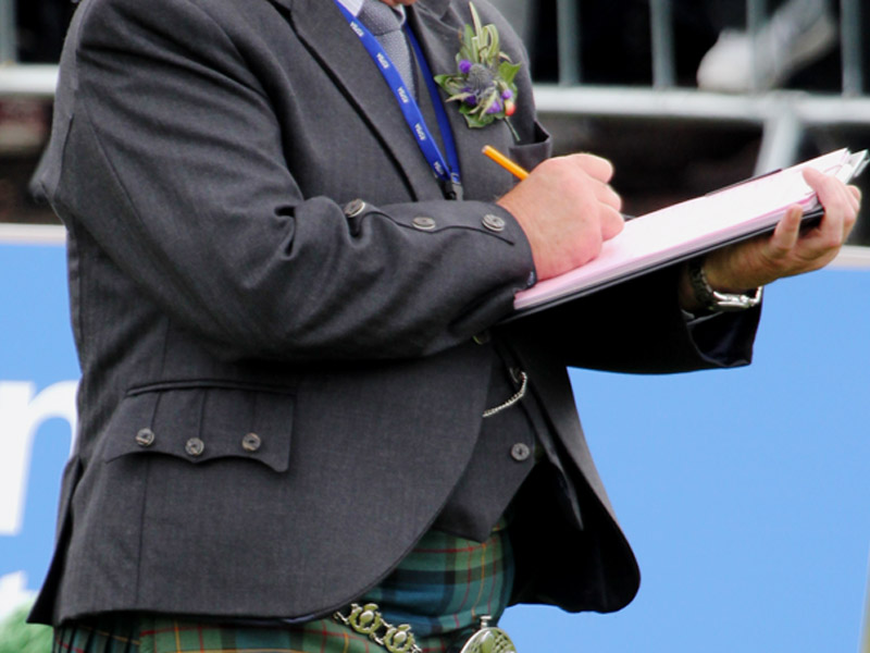One non-UK/Ireland judge on Grade 1 Qualifier – pipes|drums