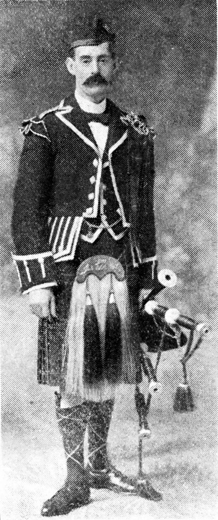 #TBT – Lodgings on a cold ground: Roderick Campbell – pipes|drums