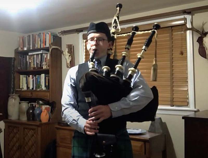 Stuart Marshall wins CLASP Grade 1 World Solo Amateur Piping – pipes|drums