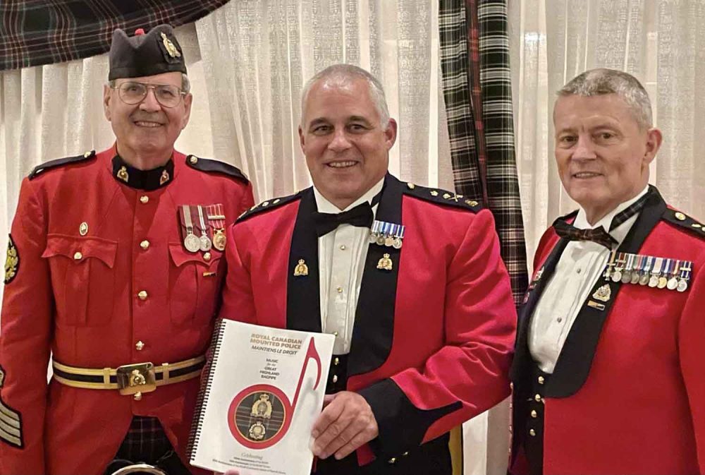 Massive Canadian Mounties collection now a free download – pipes|drums