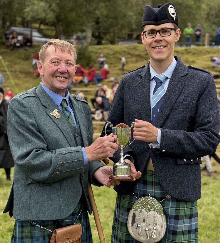 Knichel in the nickels at Glenisla Games – pipes|drums