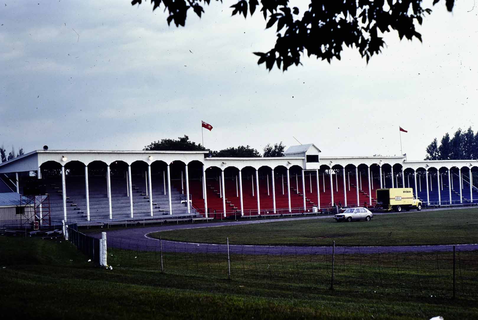 A photo album of Maxville 1980 – pipes|drums